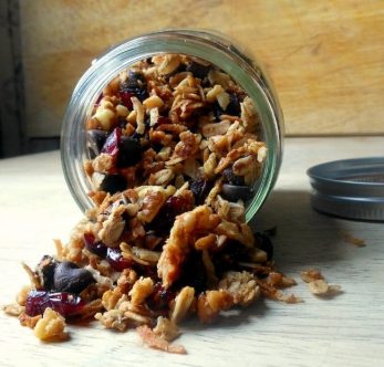 Maple and Brown Sugar Granola - Sugar Dish Me