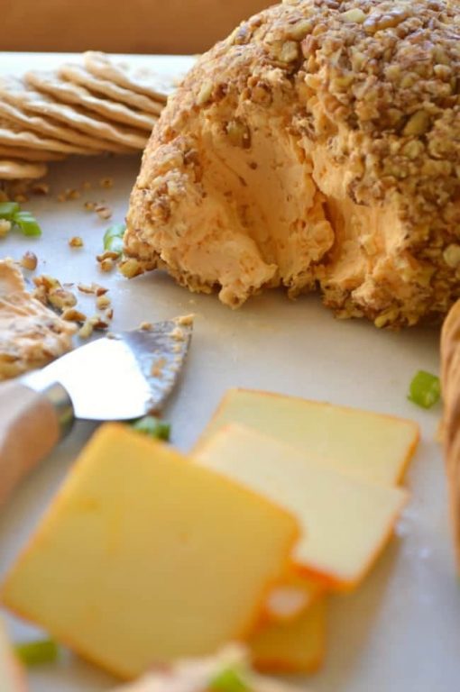 Buffalo Cheese Ball - Sugar Dish Me